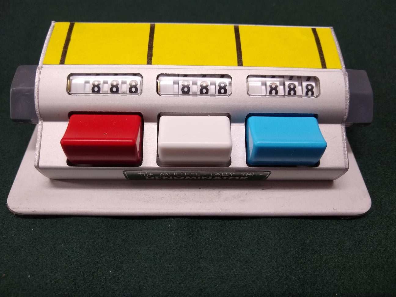 Denominator Laboratory Counter w/ Base Plate – IVF Store